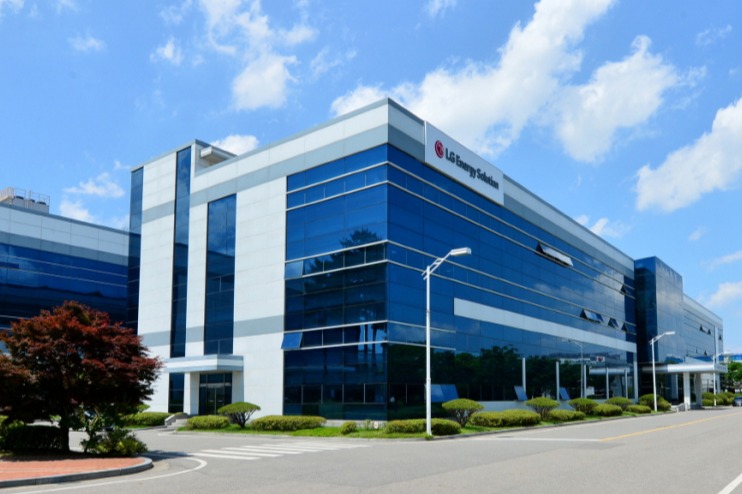 LG에너지솔루션·퀄컴, SoC 기반 BMS 진단 솔루션 상용화 - 데이터넷